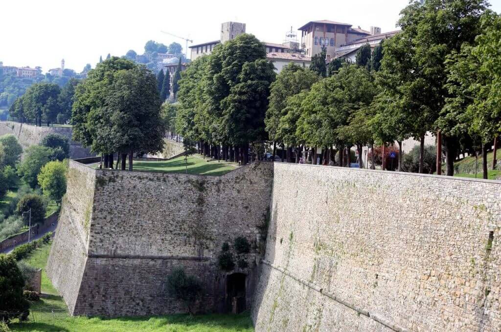 The venetian walls of Bergamo UNESCO World Heritage Site | Petronilla Hotel